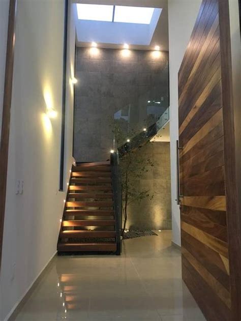 12 Ideias Lindas Para Iluminar A Escada Spots Pendentes Ou LEDs