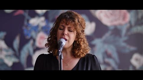 Charlotte Désirée Du bout des lèvres Barbara YouTube