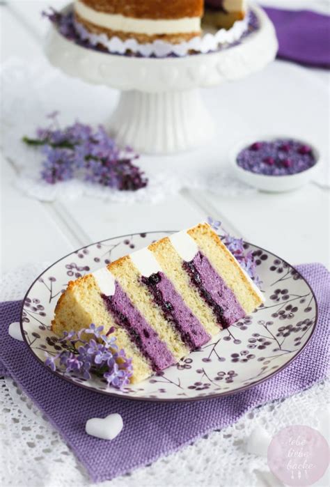 Naked Cake Mit Heidelbeeren Zum Muttertag Lebe Liebe Backe In