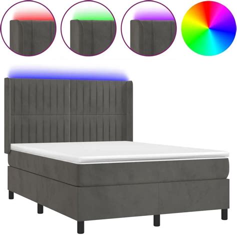 Zakito Ko Kontynentalne Z Materacem I Diodami Led X X Cm