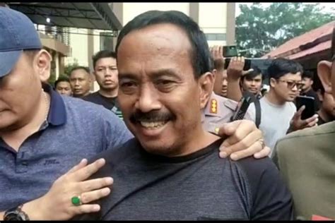 Samanhudi Anwar Eks Wali Kota Blitar Yang Otaki Perampokan
