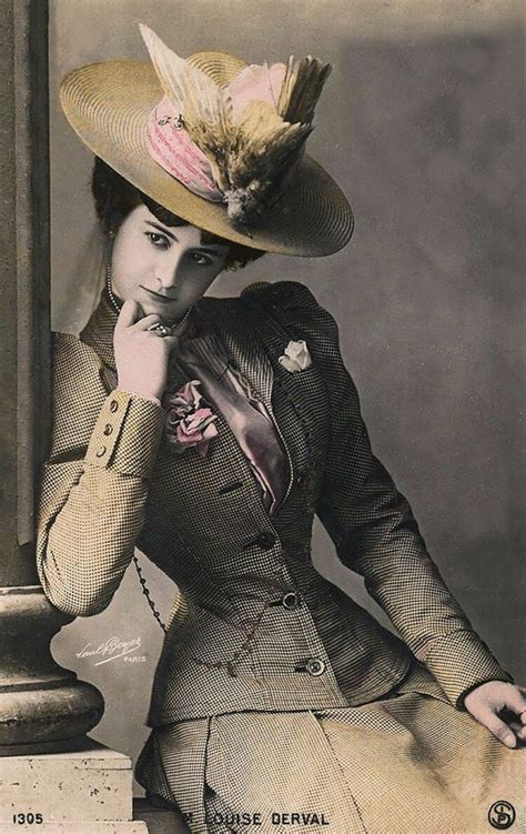 Femmes Photographi Es Il Y A Ans Pour Des Cartes Postales