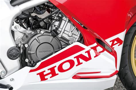 ホンダ新型CBR250RRの進化のポイントを徹底解説 パワーアップを遂げた2気筒エンジンの秘密webオートバイ 自動車情報サイト