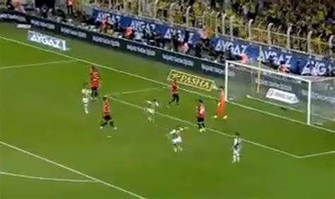 Džeko u trećoj minuti zabio gol za Fener Reprezentacija ba