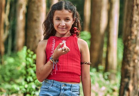 Luz Conheça o elenco e história da primeira série brasileira para