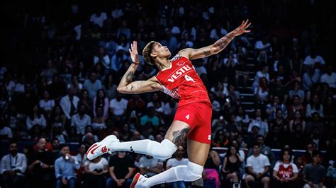 Melissa Vargas la cubana lidera la mejor selección del mundo Momento