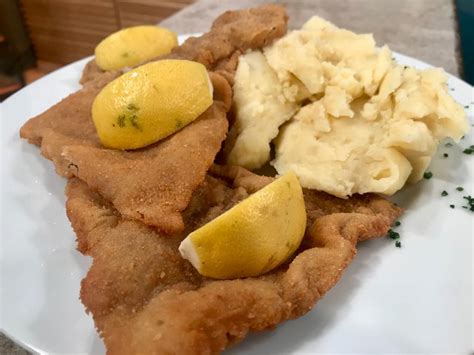 MILANESAS CON PURÉ Cocineros Argentinos