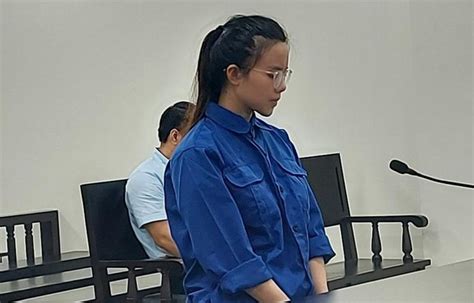 Tống tiền đại gia bất động sản bằng hình ảnh thác loạn tập thể kiều nữ