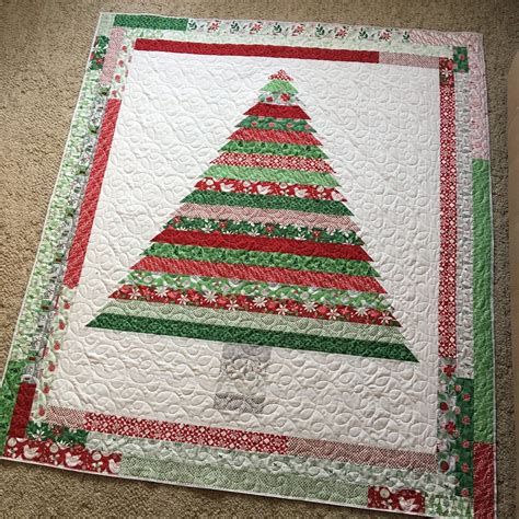 Tracy Asked Me To Quilt Two Quilts For Her The First Is This Adorable