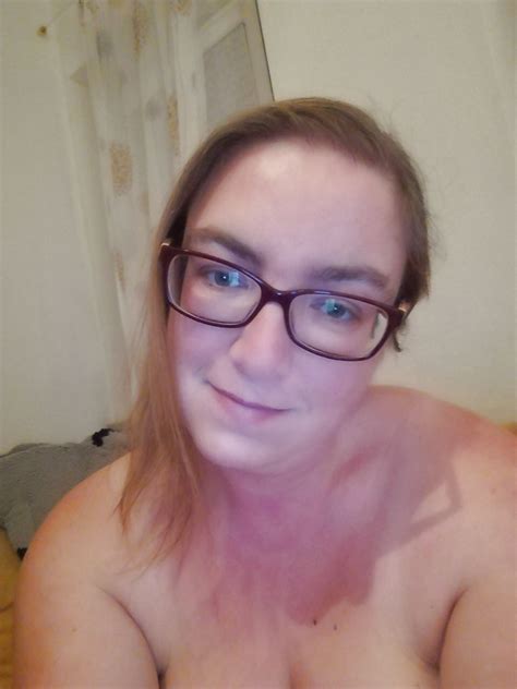 Chrissy Shows Naked Photo 104 113 X3vid
