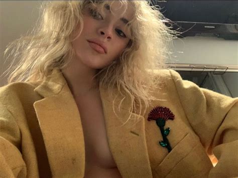 Sabrina Carpenter Braless Boobs Fappenist