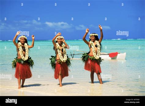 Filles Polyn Siennes Banque De Photographies Et Dimages Haute