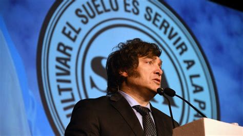 Javier Milei negó que se pueda dolarizar en un día y estimó cuánto