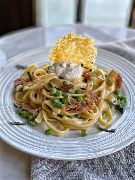 Creamy Fettuccine With Prosciutto And Peas Sweet Savory And Steph