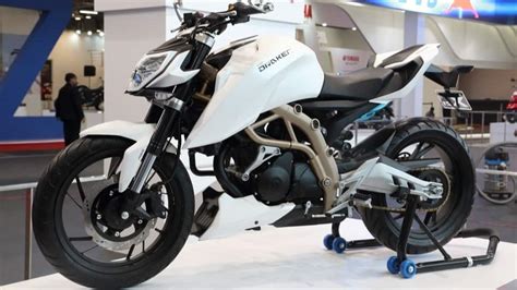 Tvs Apache Rtr Spied For First Time Streetfighter Will Be Based On