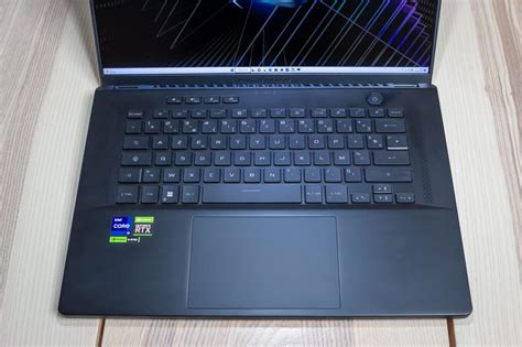 Test de lAsus ROG Zephyrus M16 voilà à quoi ressemble la toute