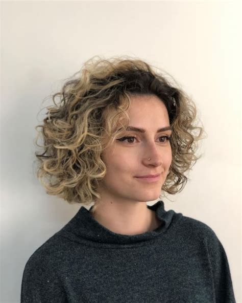 52 Best Bob Haircut Trends To Try In 2023 Bob Curly Haircut Atelier
