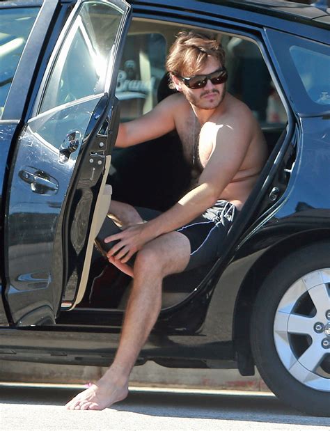 Oh Yes I Am Emile Hirsch Goes For A Shirtless Hike
