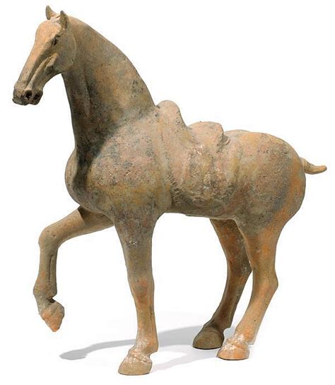 Lot MINGQI en terre cuite et traces d engobe représentant un cheval