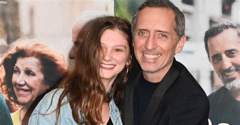 Olivia Jubin et Gad Elmaleh à la première du film Reste Un Peu au