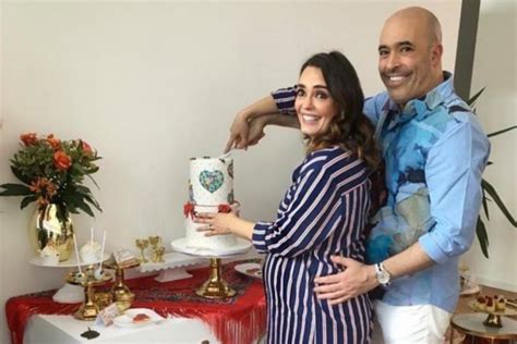 Melânia Gomes e a primeira foto da filha nascida a 31 de maio