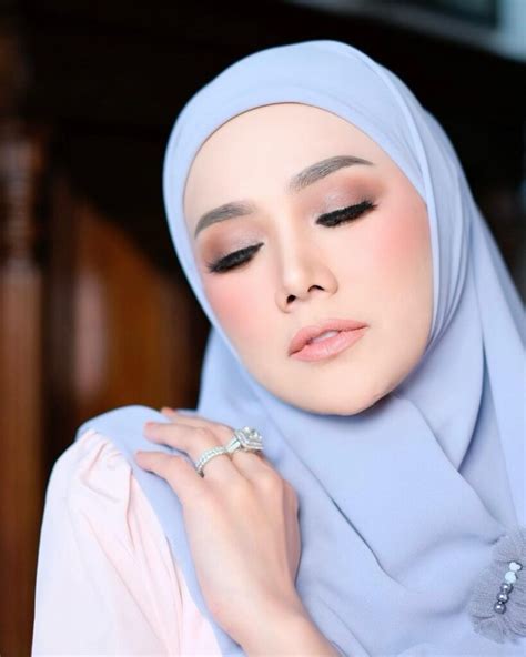 Makhluk Tuhan Paling Seksi Berubah Jadi Bidadari Syurgawi Ini