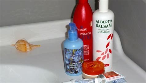 Pâte à dents et shampoing dangereux EcoloJardiniere