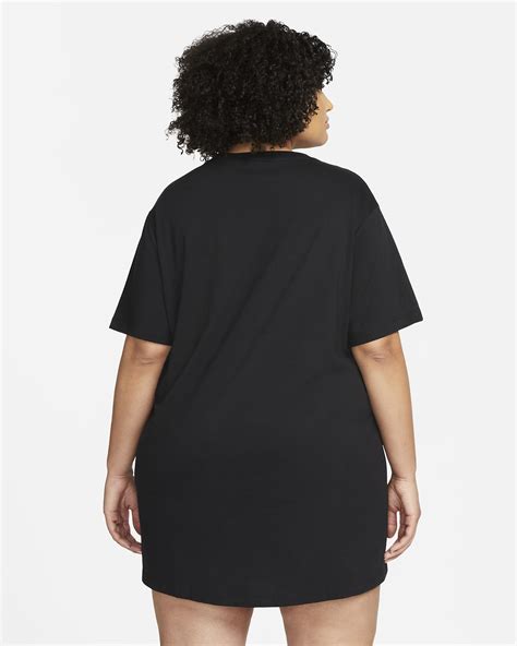 Nike Sportswear Essential Women S Dress Plus Size Nike Nl