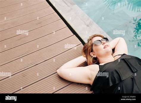 Backyard Sunbathing Hi Res Stock Photography And Images Alamy