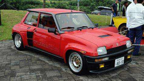 Renault 5 Turbo 3E Is Born To Drift Select Car Leasing
