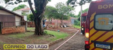 Jovem sofre queimaduras durante incêndio em residência na Rua Paraíba