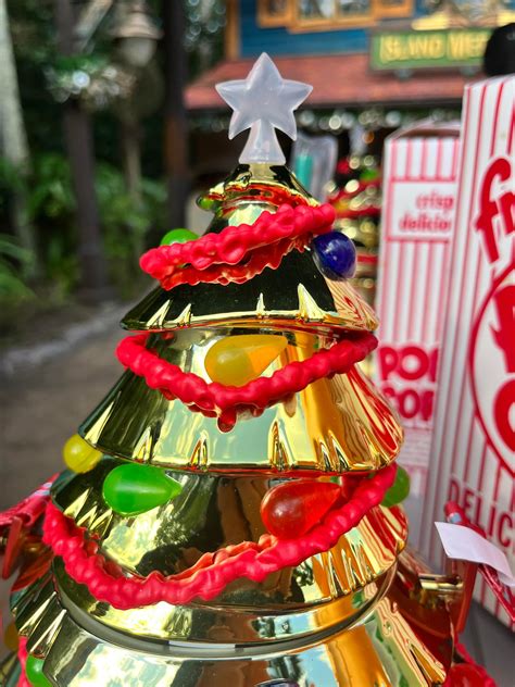 Mickey And Minnie Gold Tree Popcorn Bucket Returns To Disney World