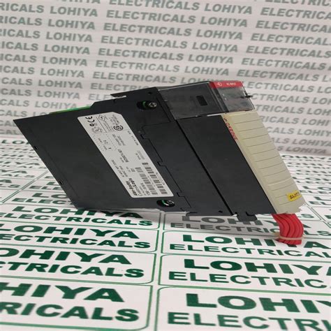 ALLEN BRADLEY 1756 IA16 A I O MODULE DIGITAL AC INPUT 16 CHANNEL