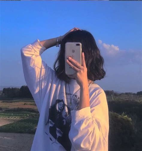 Tổng hợp hơn 85 hình ảnh con gái cute dễ thương che mặt hay nhất Co