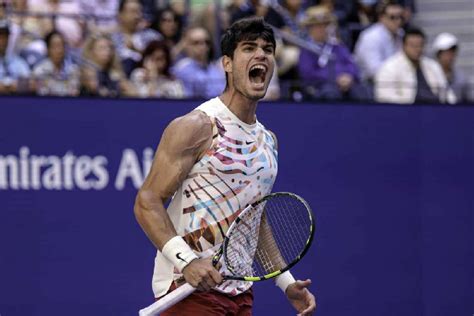 Carlos Alcaraz perd un set contre Dan Evans mais reste quand même en