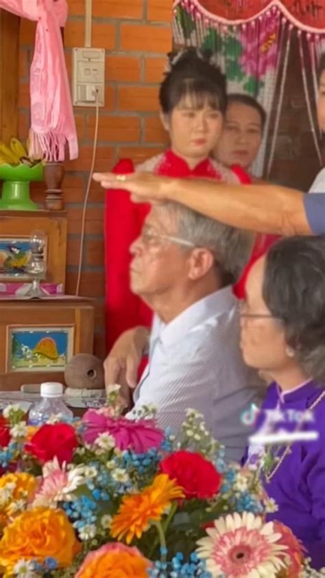 Chú rể hứa tặng hơn 3 cây vàng nhưng đến đám cưới lại thất hứa khiến cô