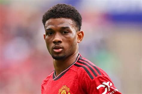 Manchester United S Amad Shares Injury Update As Star Explains Erik Ten