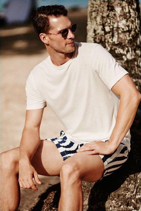 Tomas Skoloudik Solid Striped Spring Summer 2017 Campaign