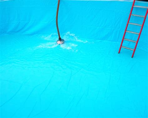 Cómo vaciar una piscina