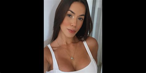 Foto BBB 22 Larissa Tomásia participante da Casa de Vidro disse