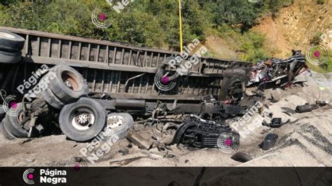 Tractocamión se queda sin frenos en la Puebla Orizaba vuelca y se incendia