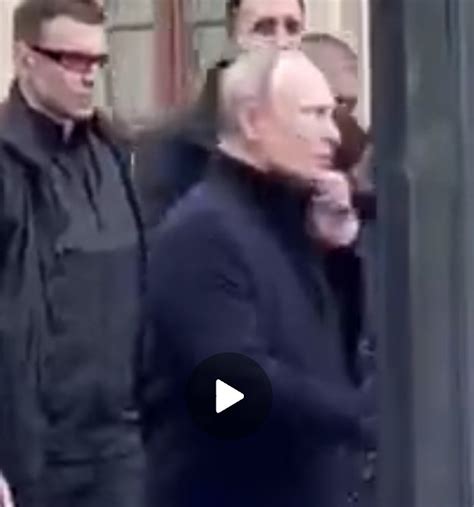 Наталья Поклонская パロディー on Twitter В маске было не комфортно