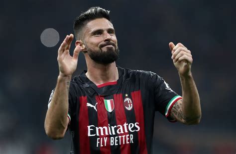 ULTIM ORA Milan Si Complica Il Rinnovo Di Giroud Chiede Troppo