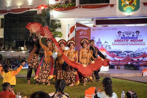 Teater Bangsawan Melayu Pulau Penyengat Meriahkan Tanjungpinang Fest
