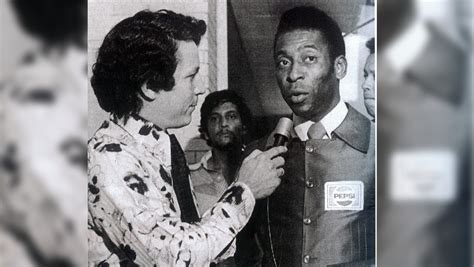 El día que el arquitecto Héctor Benavides entrevistó a Pelé Grupo Milenio