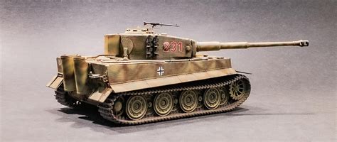 German Tiger I Late Production Tank Plastic Model Military Vehicle
