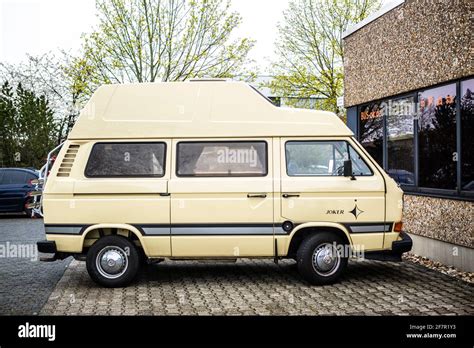 Vw t3 westfalia Fotos und Bildmaterial in hoher Auflösung Alamy