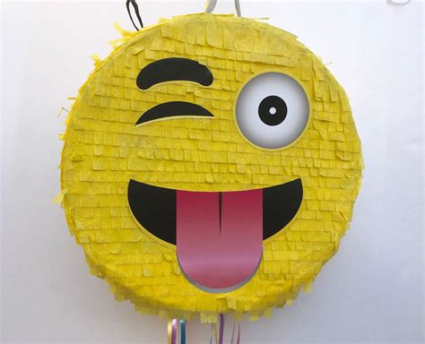 Emoji Pinata Party Emoticon Party Whatssap Emoji Party Pull String Piñata De Trustiti En Etsy