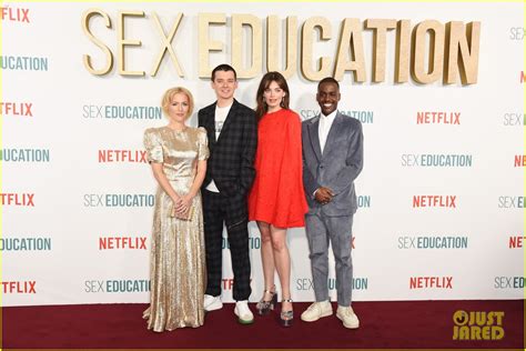 Asa Butterfield Gillian Anderson And Sex Education Cast Celebrate Season 2 Premiere Photo