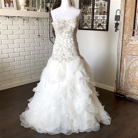 Oleg Cassini Strapless Ruffled Skirt Wedding Dress Gem
